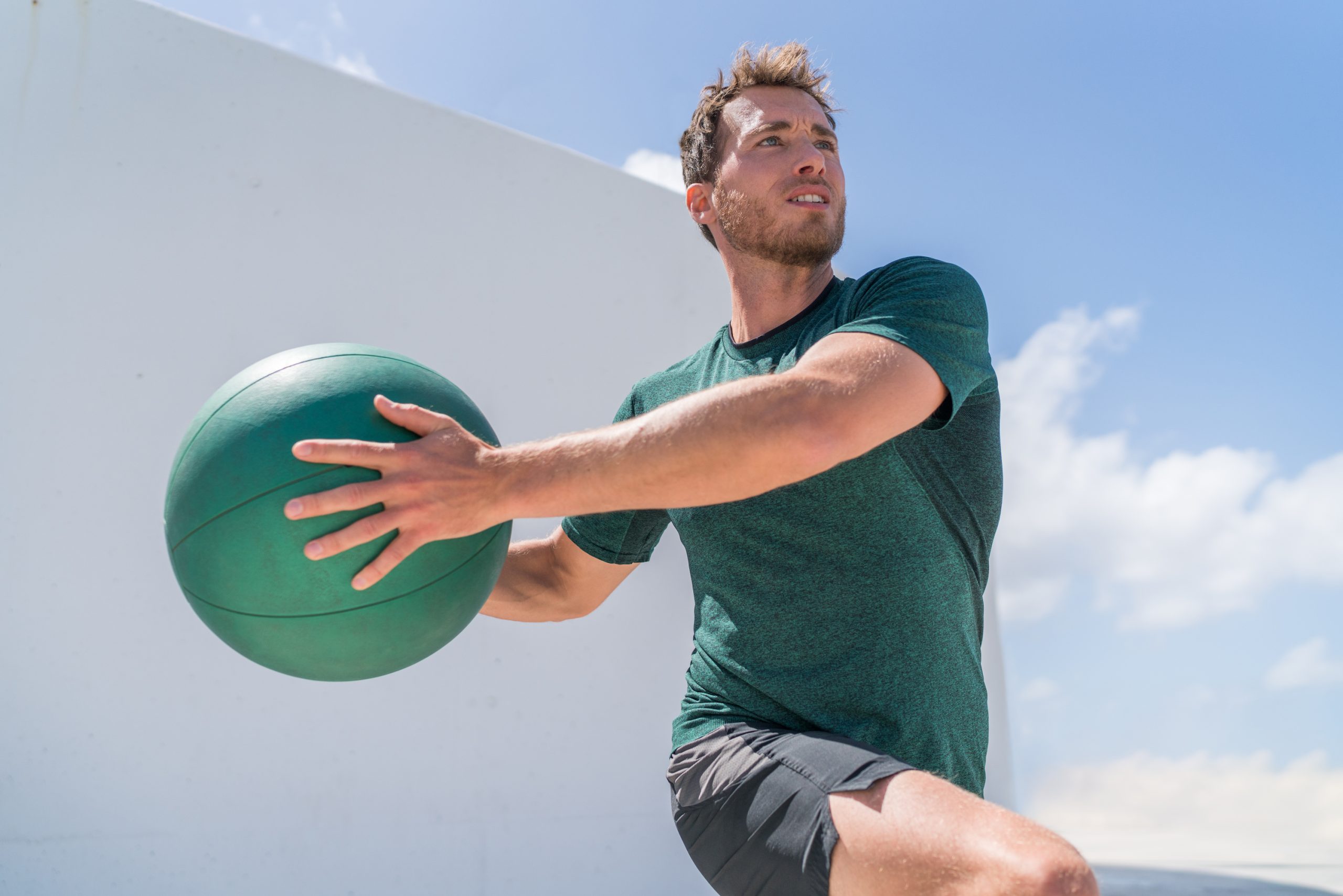Abdominal exercises sitting and using lunge sequences - Kensal Osteopathy